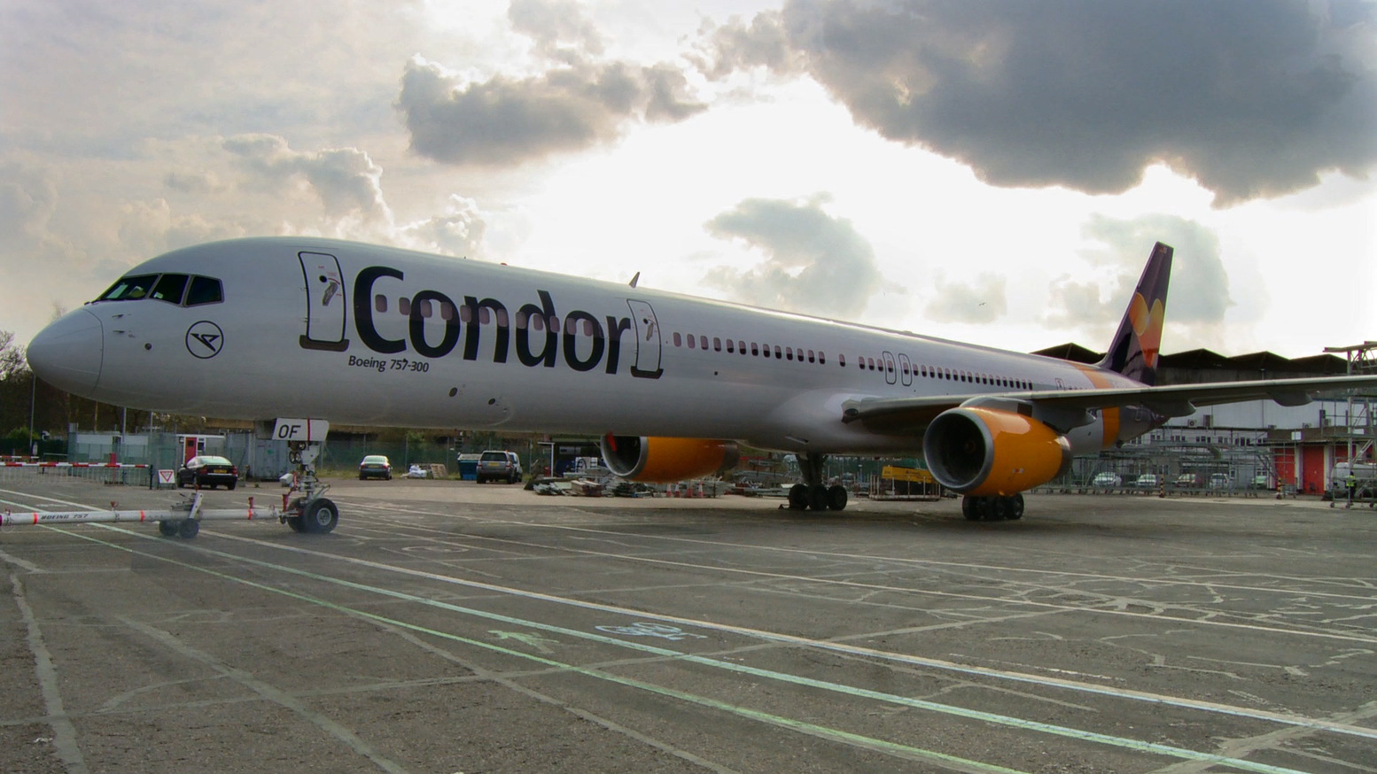 Time-lapse Condor Airlines/Thomas Cook - 757 Plane “Sunny Heart”